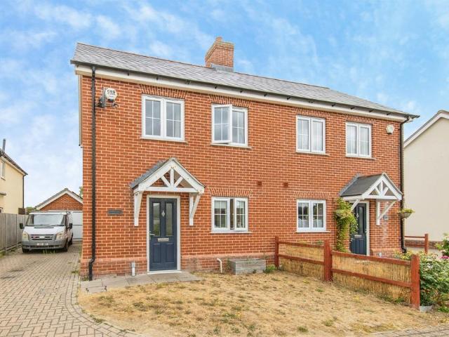 3 bedroom semi detached house for sale