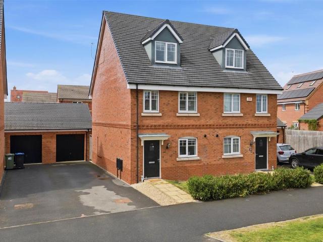 3 bedroom semi detached house for sale