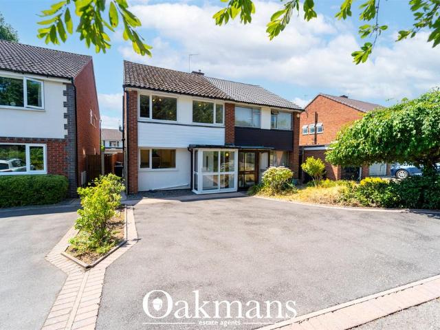 3 bedroom semi detached house for sale