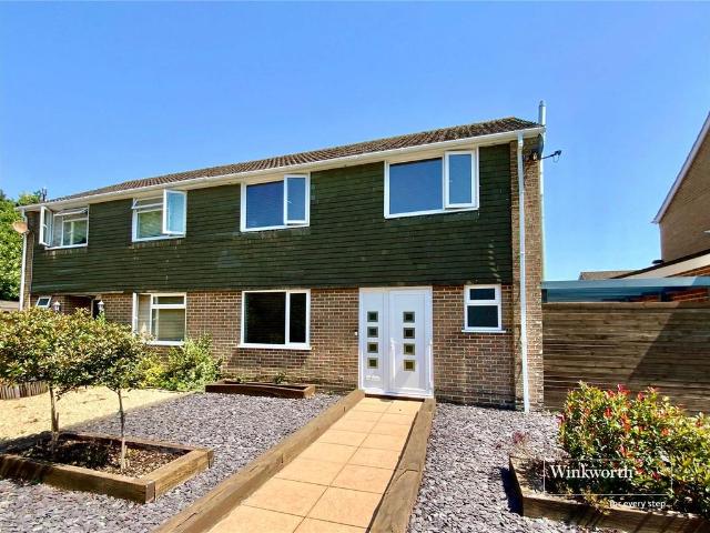3 bedroom semi detached house for sale