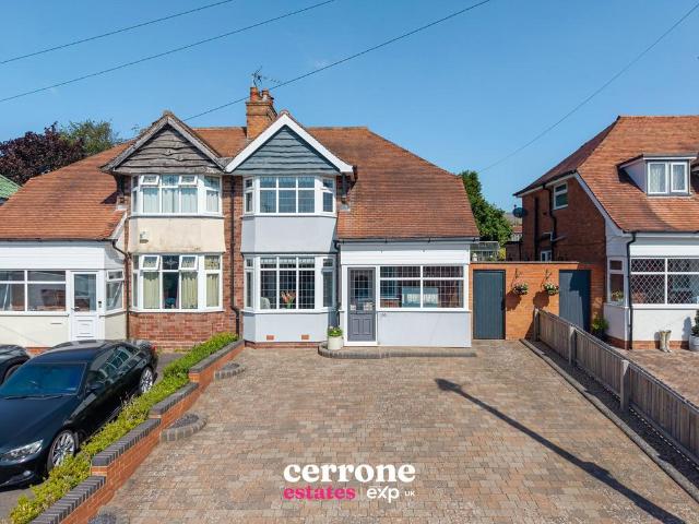 3 bedroom semi detached house for sale