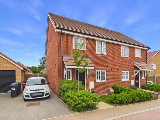 3 bedroom semi detached house for sale
