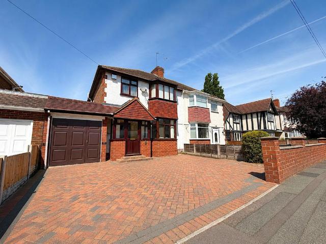 3 bedroom semi detached house for sale