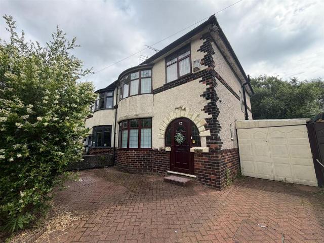 3 bedroom semi detached house for sale