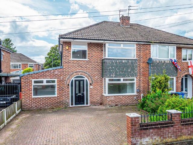 3 bedroom semi detached house for sale