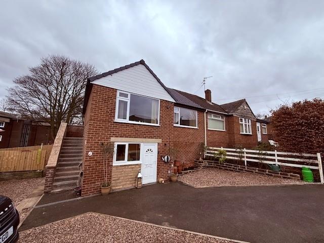 3 bedroom semi detached bungalow for sale