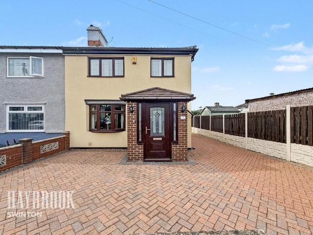 3 bedroom semi detached house for sale
