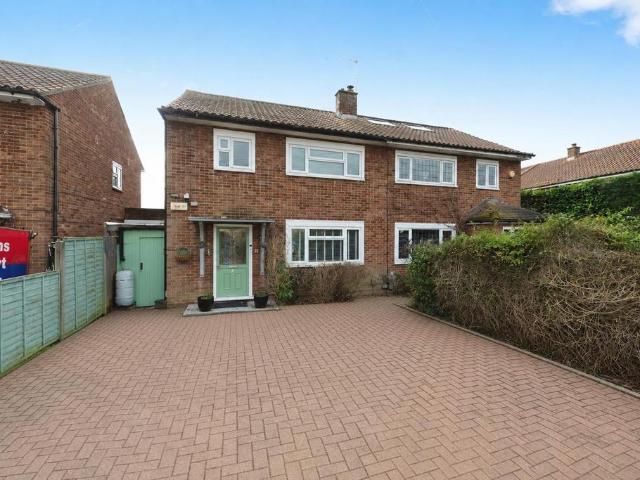 3 bedroom semi detached house for sale
