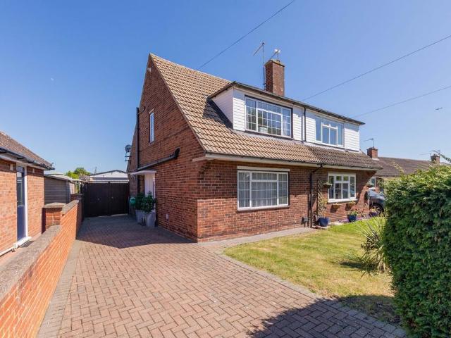 3 bedroom semi detached house for sale