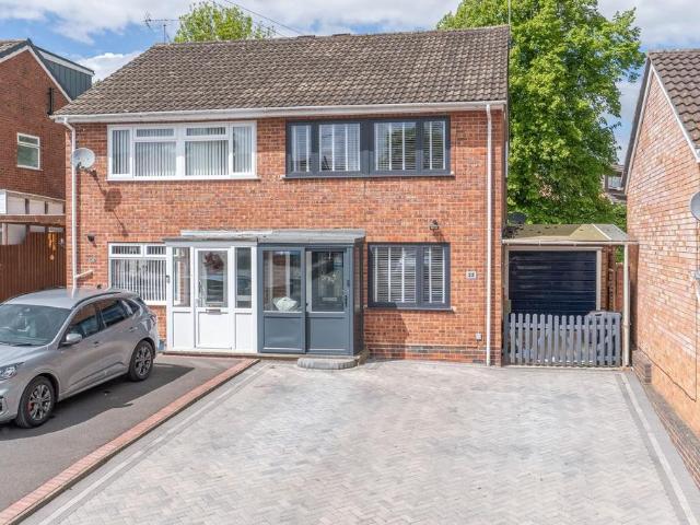 3 bedroom semi detached house for sale