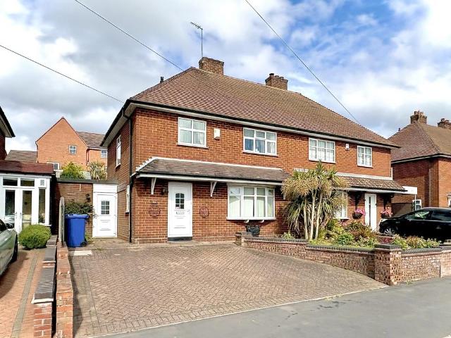 3 bedroom semi detached house for sale