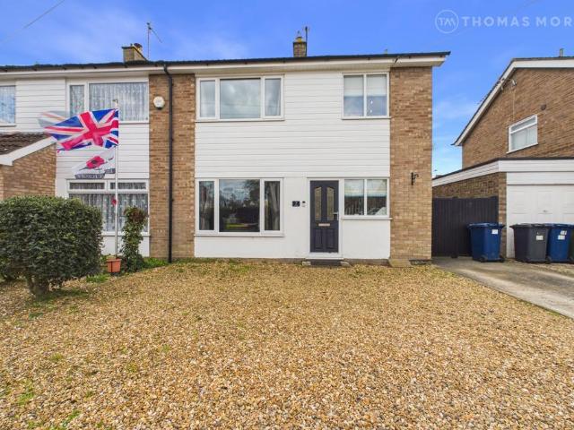3 bedroom semi detached house for sale