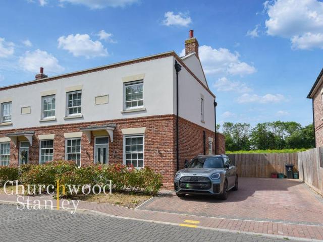 3 bedroom semi detached house for sale