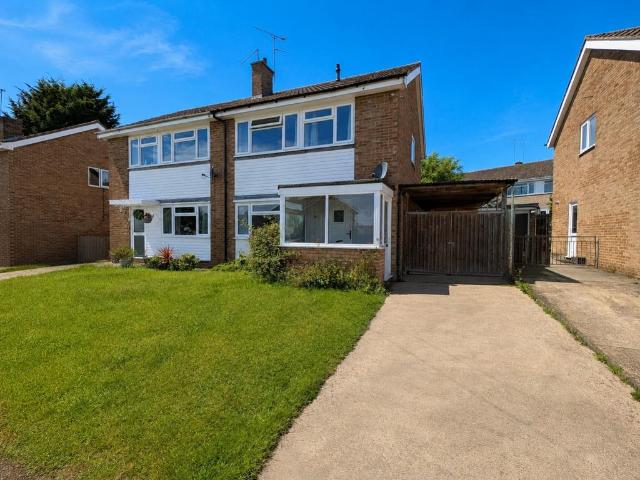 3 bedroom semi detached house for sale