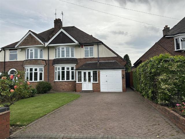 3 bedroom semi detached house for sale