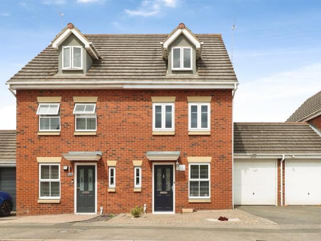 3 bedroom semi detached house for sale
