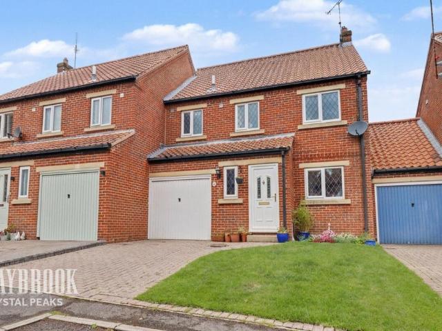 3 bedroom semi detached house for sale