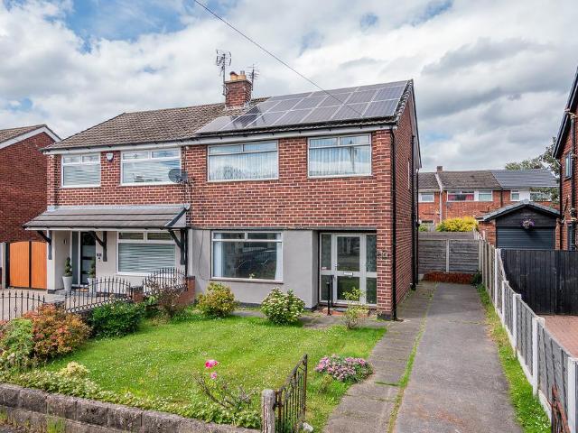 3 bedroom semi detached house for sale