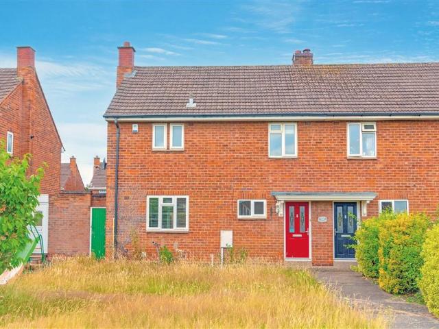 3 bedroom semi detached house for sale