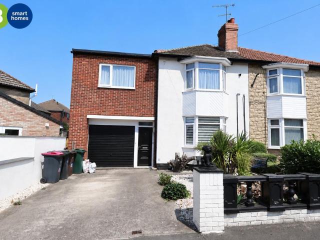 3 bedroom semi detached house for sale