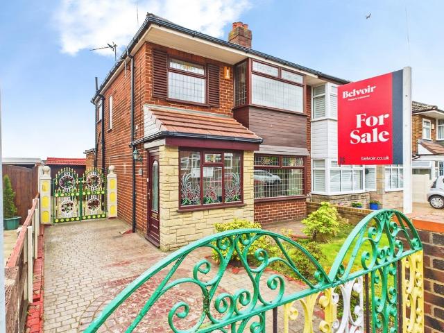 3 bedroom semi detached house for sale