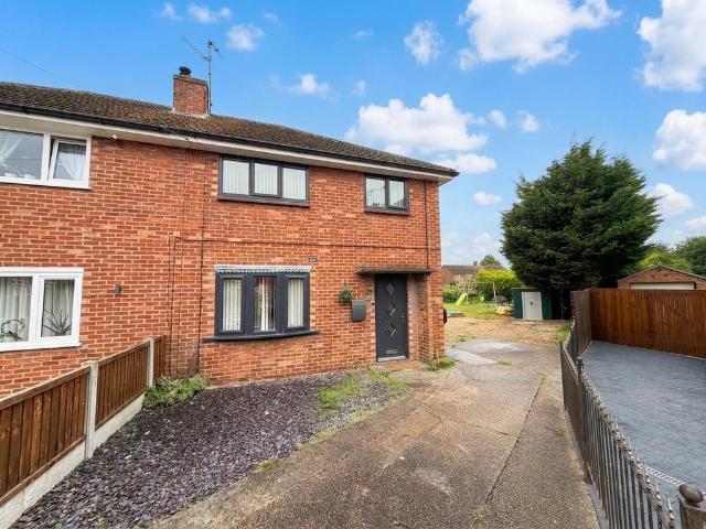 3 bedroom semi detached house for sale