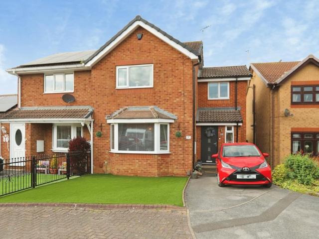 3 bedroom semi detached house for sale
