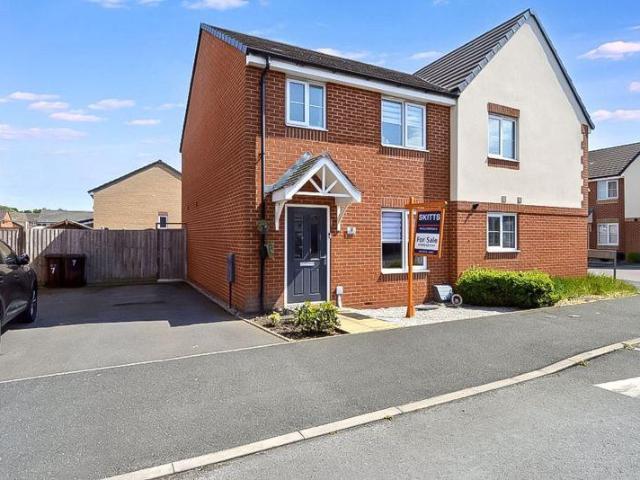 3 bedroom semi detached house for sale