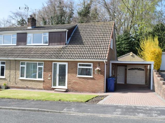3 bedroom semi detached house for sale
