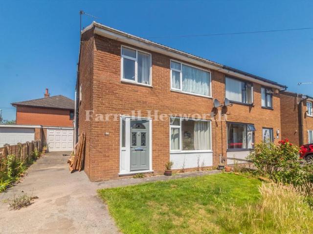 3 bedroom semi detached house for sale