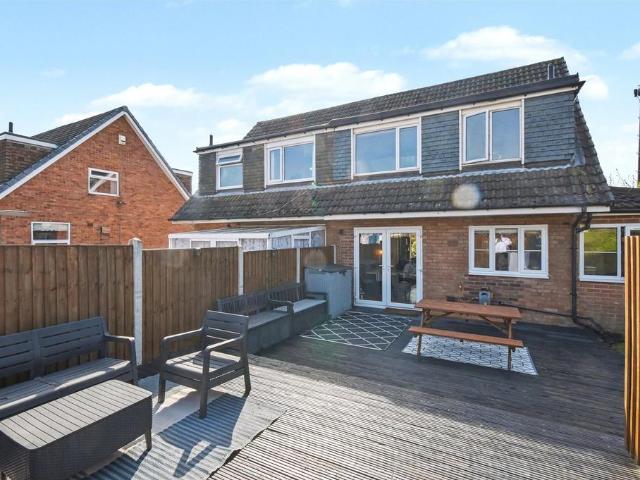 3 bedroom semi detached house for sale