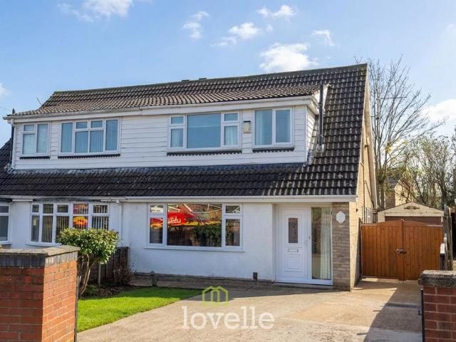 3 bedroom semi detached house for sale