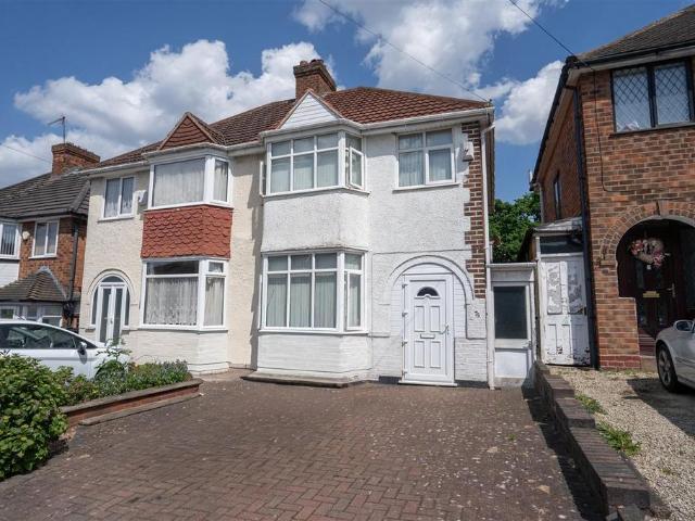 3 bedroom semi detached house for sale