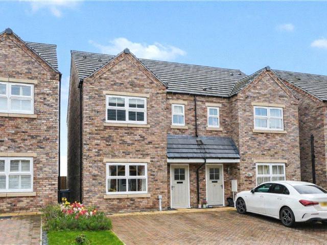 3 bedroom semi detached house for sale