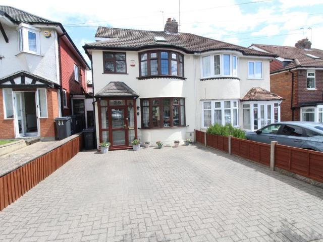 3 bedroom semi detached house for sale