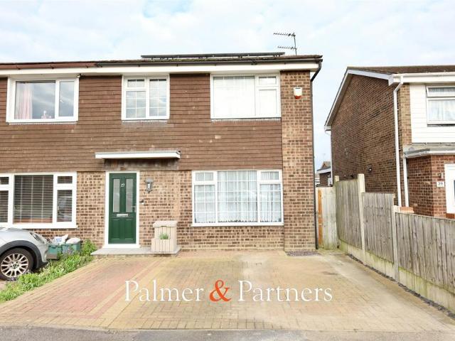 3 bedroom semi detached house for sale