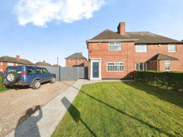 3 bedroom semi detached house for sale
