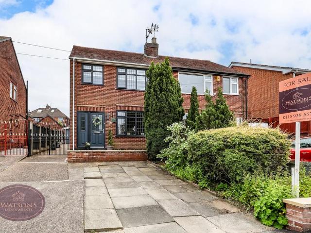 3 bedroom semi detached house for sale