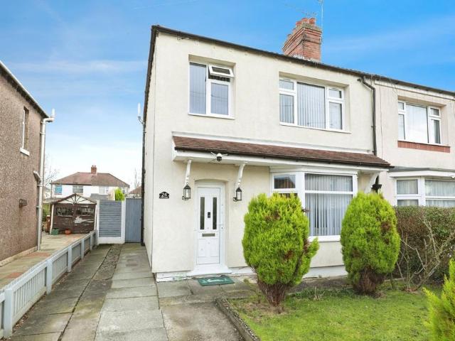 3 bedroom semi detached house for sale