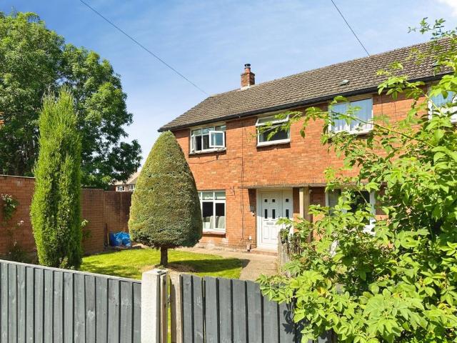 3 bedroom semi detached house for sale