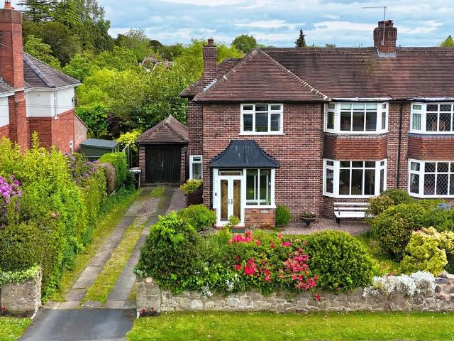 3 bedroom semi detached house for sale