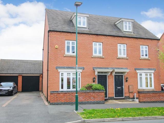 3 bedroom semi detached house for sale