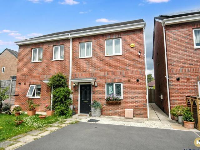 3 bedroom semi detached house for sale