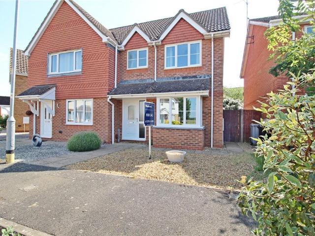3 bedroom semi detached house for sale