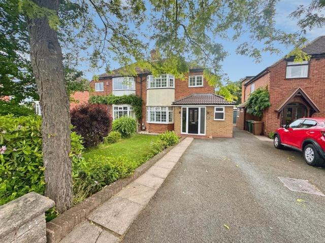 3 bedroom semi detached house for sale