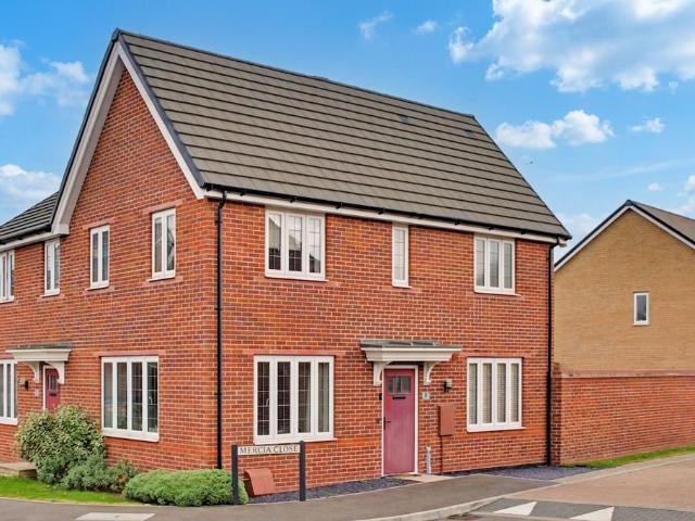 3 bedroom semi detached house for sale