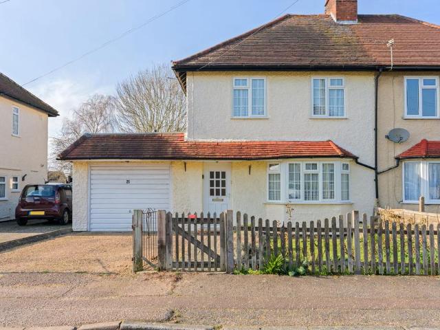 3 bedroom semi detached house for sale