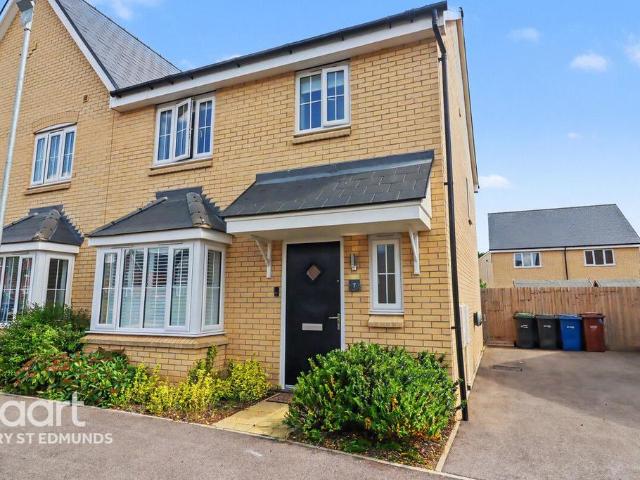 3 bedroom semi detached house for sale