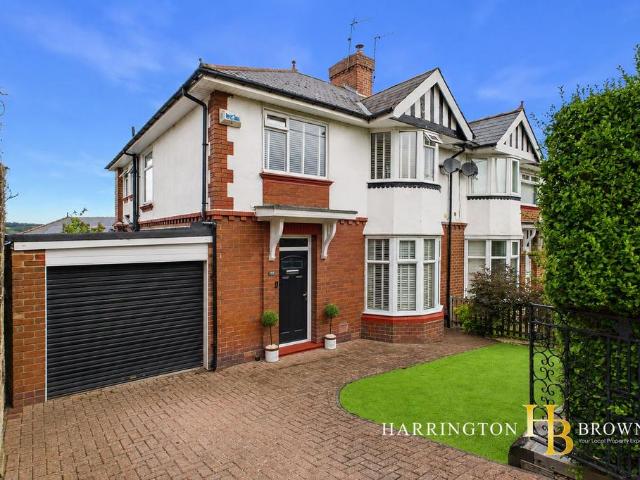 3 bedroom semi detached house for sale