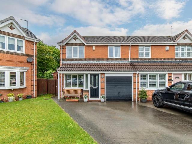 3 bedroom semi detached house for sale